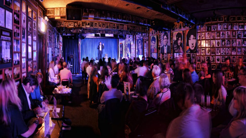 A Guide to Chicago's Best Comedy Clubs | Kick In The Head